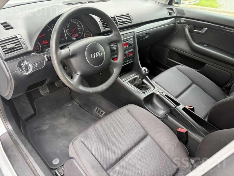 Pelēks Audi A4 2004 Rīga, ar dzinēja tilpumu 2.00 L un nobraukumu 243 tūkst. km par 2750 €, foto 9 vietnē AUTOMOTO.COM.LV