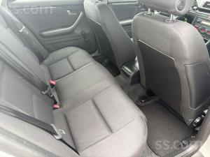 Pelēks Audi A4 2004 Rīga, ar dzinēja tilpumu 2.00 L un nobraukumu 243 tūkst. km par 2750 €, foto 11 vietnē AUTOMOTO.COM.LV