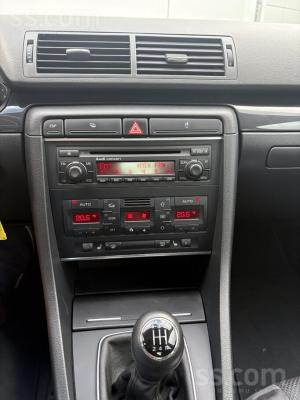 Pelēks Audi A4 2004 Rīga, ar dzinēja tilpumu 2.00 L un nobraukumu 243 tūkst. km par 2750 €, foto 12 vietnē AUTOMOTO.COM.LV