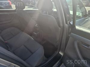 Grey Audi A4 2004 in Riga, with an engine capacity of 1.80 L and mileage of 266 thousand km for 2000 €, photo 7 on AUTOMOTO.COM.LV