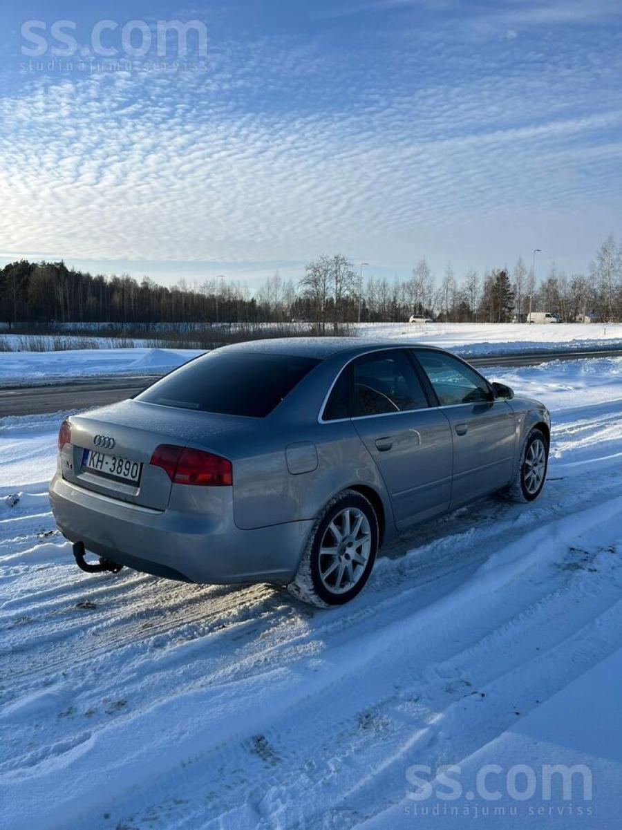 Grey Audi A4 2004 in Jelgava, with an engine capacity of 2.00 L and mileage of 438 thousand km for 2150 €, photo 5 on AUTOMOTO.COM.LV