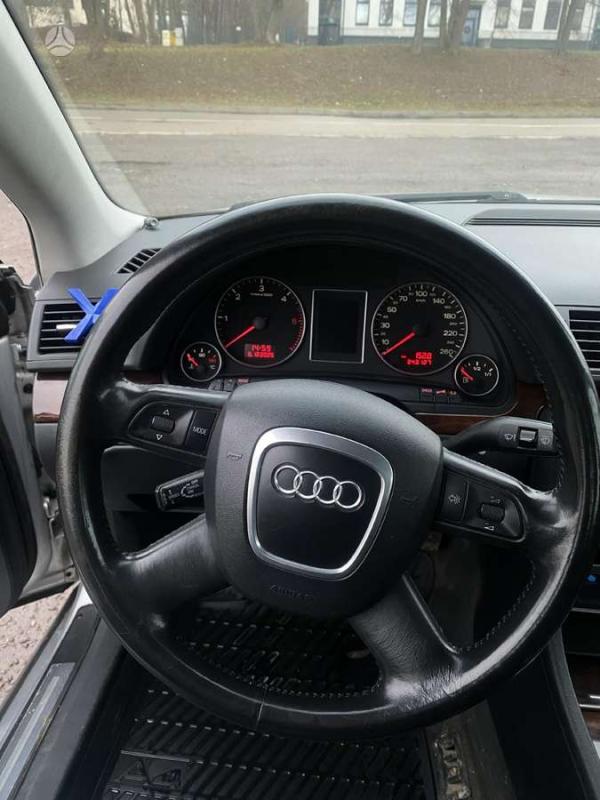 Grey Audi A4 2005 in Kaunas, with an engine capacity of 1.90 L and mileage of 340 thousand km for 2100 €, photo 9 on AUTOMOTO.COM.LV