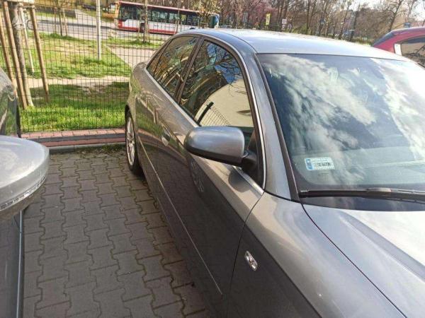 Grey Audi A4 2005 in Kaunas, with an engine capacity of 2.97 L and mileage of 290 thousand km for 1200 €, photo 3 on AUTOMOTO.COM.LV