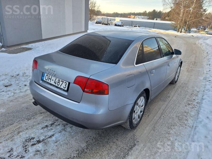 Grey Audi A4 2005 in Valka, with an engine capacity of 2.00 L and mileage of 307 thousand km for 2350 €, photo 5 on AUTOMOTO.COM.LV