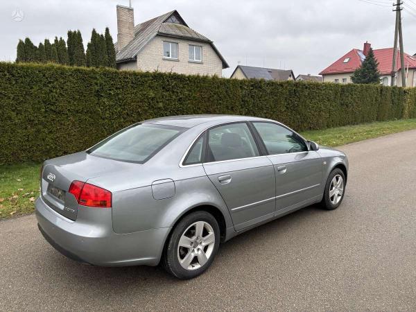 Pelēks Audi A4 2005 Jurbarkas, ar dzinēja tilpumu 1.97 L un nobraukumu 262 tūkst. km par 3100 €, foto 4 vietnē AUTOMOTO.COM.LV