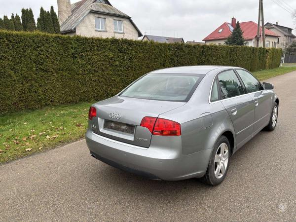 Pelēks Audi A4 2005 Jurbarkas, ar dzinēja tilpumu 1.97 L un nobraukumu 262 tūkst. km par 3100 €, foto 5 vietnē AUTOMOTO.COM.LV
