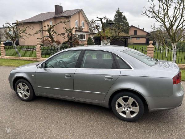 Pelēks Audi A4 2005 Jurbarkas, ar dzinēja tilpumu 1.97 L un nobraukumu 262 tūkst. km par 3100 €, foto 6 vietnē AUTOMOTO.COM.LV