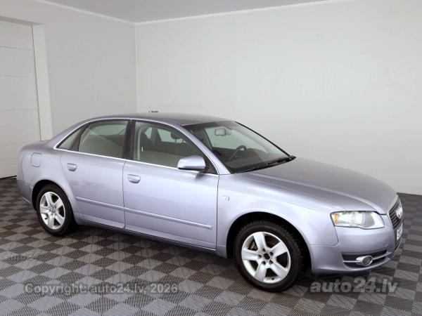 Grey Audi A4 2005 in Tallinn, with an engine capacity of 1.80 L and mileage of 325 thousand km for 1499 €, photo 1 on AUTOMOTO.COM.LV