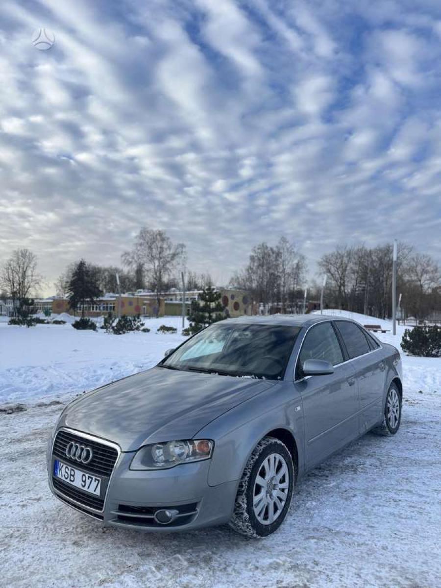 Pelēks Audi A4 2005 Klaipėda, ar dzinēja tilpumu 1.90 L un nobraukumu 355 tūkst. km par 1750 €, foto 1 vietnē AUTOMOTO.COM.LV