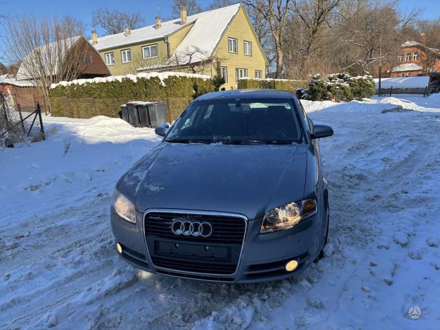 Pelēks Audi A4 2005 Jurbarkas, ar dzinēja tilpumu 1.97 L un nobraukumu 262 tūkst. km par 3100 €, foto 1 vietnē AUTOMOTO.COM.LV