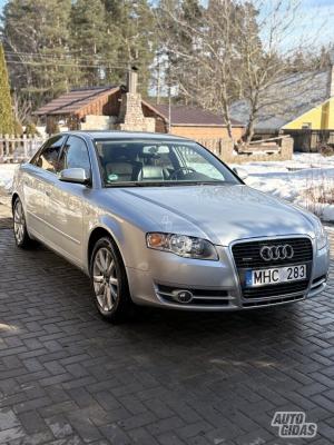 Pelēks Audi A4 2005 Viļņa, ar dzinēja tilpumu 3.00 L un nobraukumu 301 tūkst. km par 3000 €, foto 6 vietnē AUTOMOTO.COM.LV