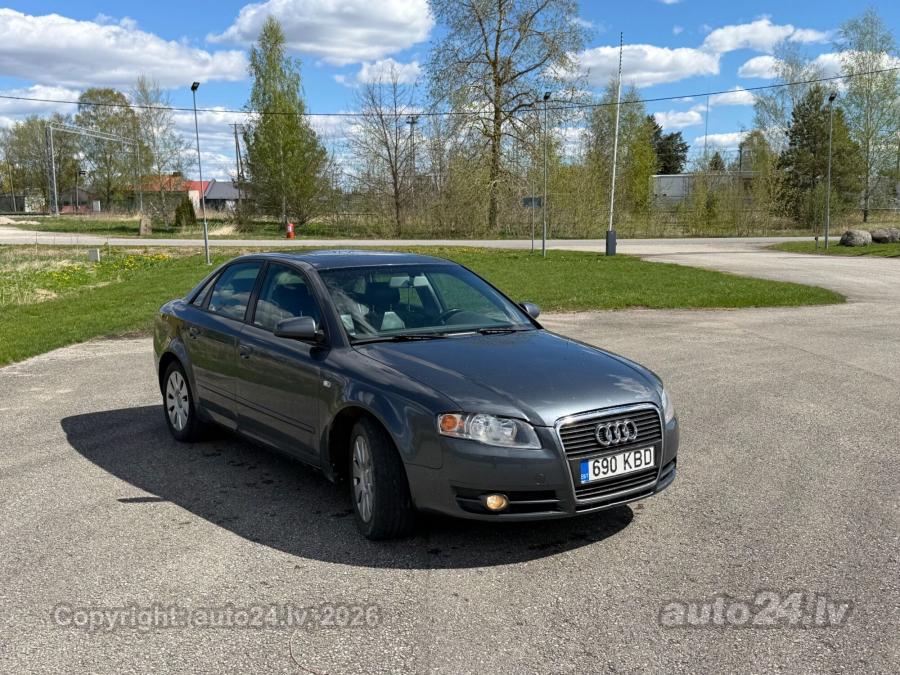 Pelēks Audi A4 2005 Mustvē, ar dzinēja tilpumu 2.50 L un nobraukumu 0 tūkst. km par 1499 €, foto 3 vietnē AUTOMOTO.COM.LV