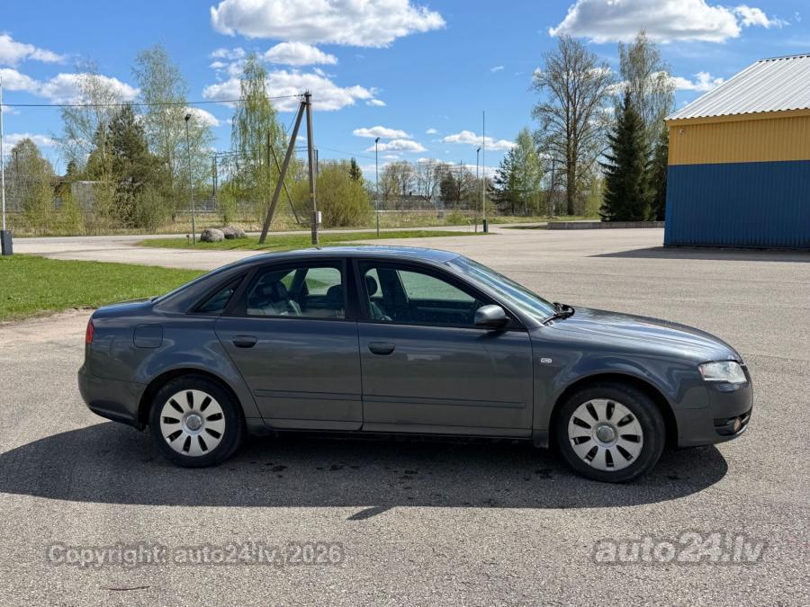 Pelēks Audi A4 2005 Mustvē, ar dzinēja tilpumu 2.50 L un nobraukumu 0 tūkst. km par 1499 €, foto 4 vietnē AUTOMOTO.COM.LV