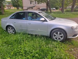 Grey Audi A4 2005 in Vilnius, with an engine capacity of 2.00 L and mileage of 356 thousand km for 850 €, photo 5 on AUTOMOTO.COM.LV