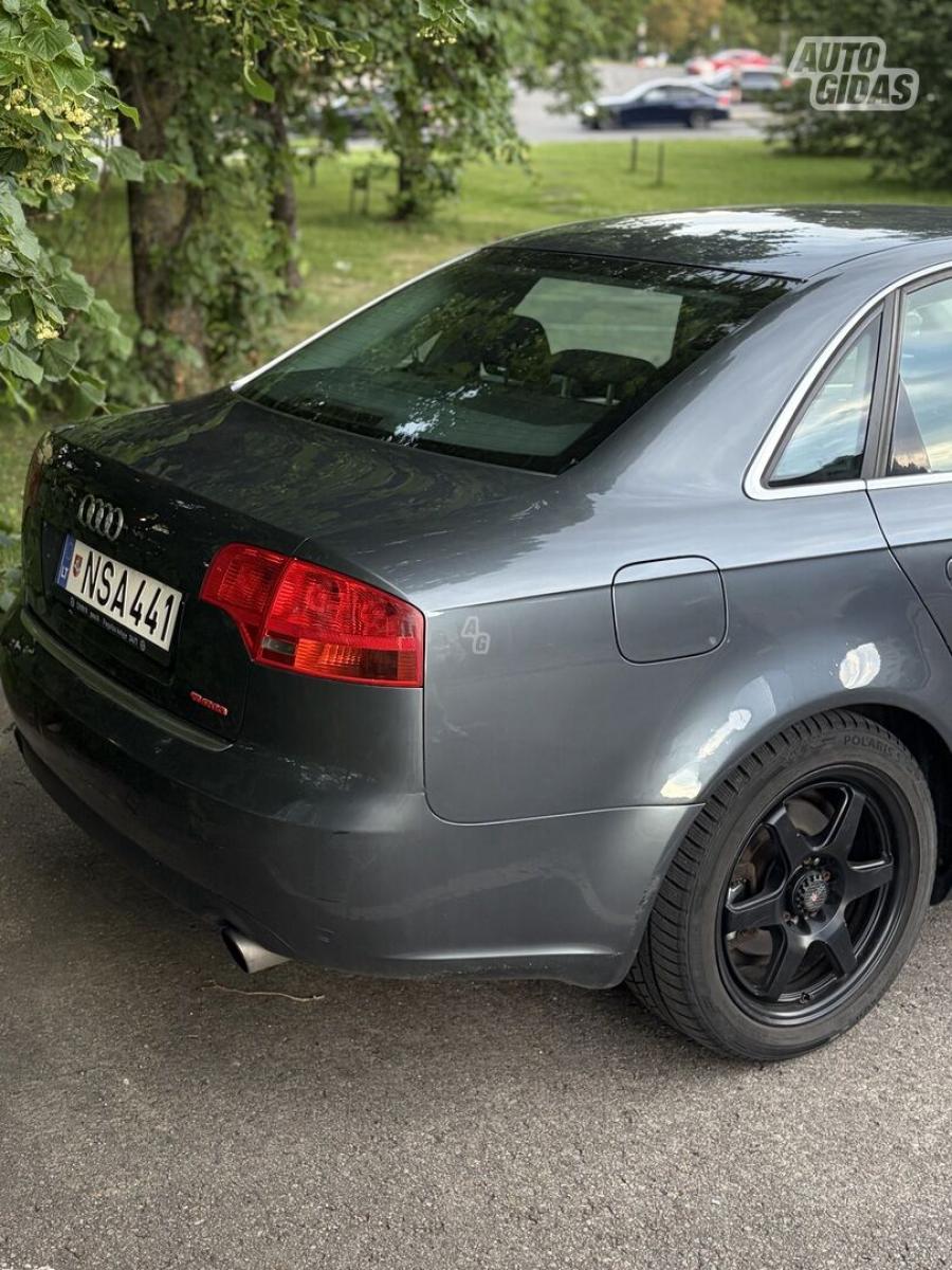Pelēks Audi A4 2005 Viļņa, ar dzinēja tilpumu 2.00 L un nobraukumu 277 tūkst. km par 2800 €, foto 5 vietnē AUTOMOTO.COM.LV