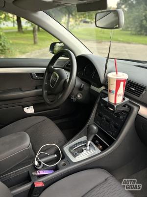 Pelēks Audi A4 2005 Viļņa, ar dzinēja tilpumu 2.00 L un nobraukumu 277 tūkst. km par 2800 €, foto 7 vietnē AUTOMOTO.COM.LV