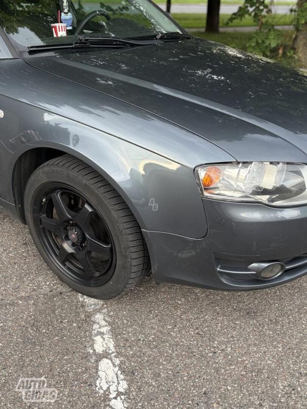Grey Audi A4 2005 in Vilnius, with an engine capacity of 2.00 L and mileage of 277 thousand km for 2800 €, photo 3 on AUTOMOTO.COM.LV