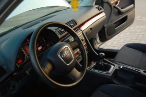 Pelēks Audi A4 2005 Jēkabpils, ar dzinēja tilpumu 2.00 L un nobraukumu 260 tūkst. km par 4300 €, foto 15 vietnē AUTOMOTO.COM.LV