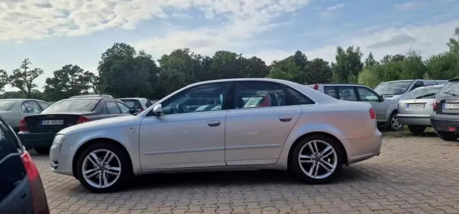Pelēks Audi A4 2005 Valmiera, ar dzinēja tilpumu 2.00 L un nobraukumu 151 tūkst. km par 3000 €, foto 7 vietnē AUTOMOTO.COM.LV