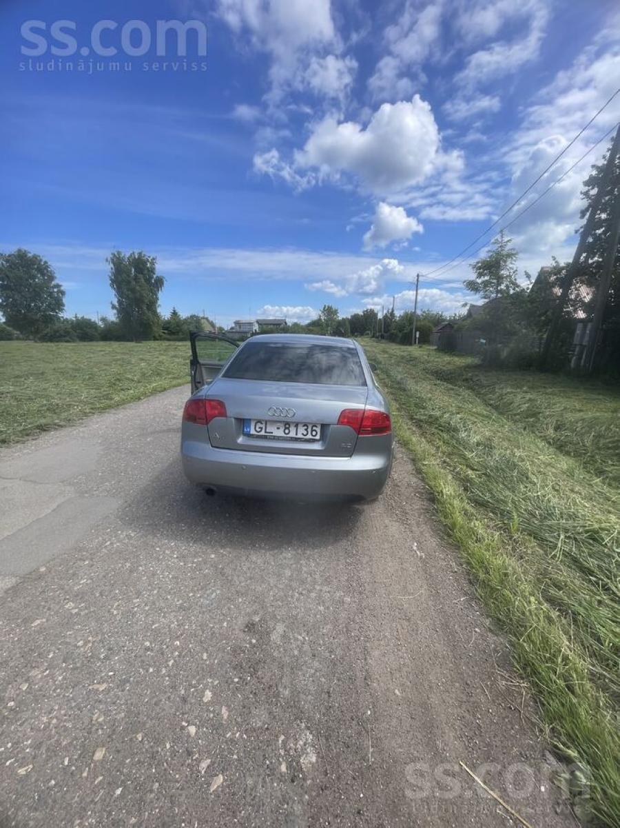 Grey Audi A4 2005 in Riga, with an engine capacity of 2.00 L and mileage of 224 thousand km for 2200 €, photo 4 on AUTOMOTO.COM.LV