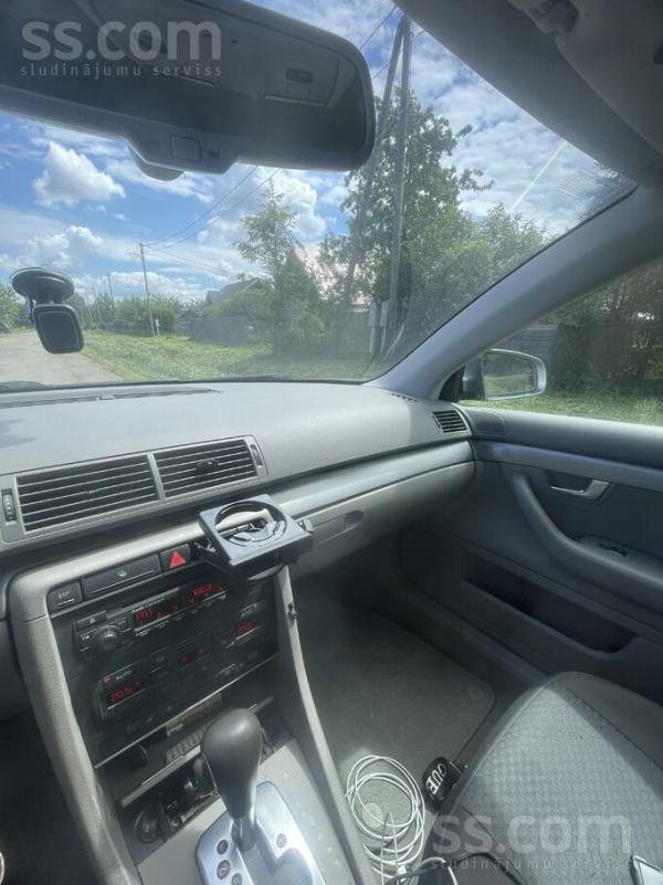 Grey Audi A4 2005 in Riga, with an engine capacity of 2.00 L and mileage of 225 thousand km for 2200 €, photo 8 on AUTOMOTO.COM.LV