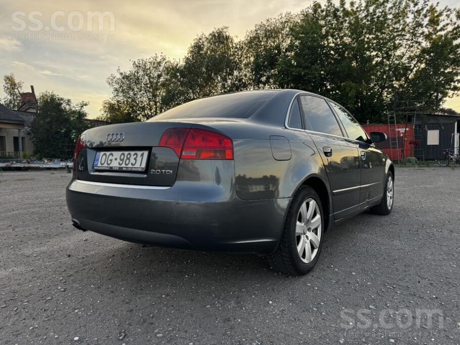 Pelēks Audi A4 2005 Jelgava, ar dzinēja tilpumu 2.00 L un nobraukumu 321 tūkst. km par 2150 €, foto 6 vietnē AUTOMOTO.COM.LV