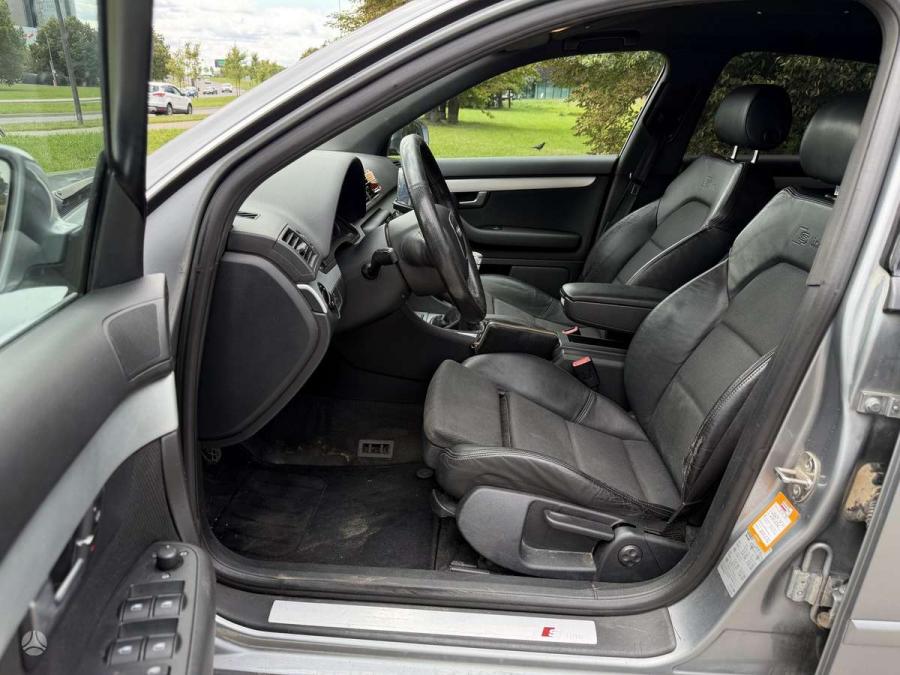 Grey Audi A4 2005 in Kaunas, with an engine capacity of 1.97 L and mileage of 324 thousand km for 2750 €, photo 10 on AUTOMOTO.COM.LV