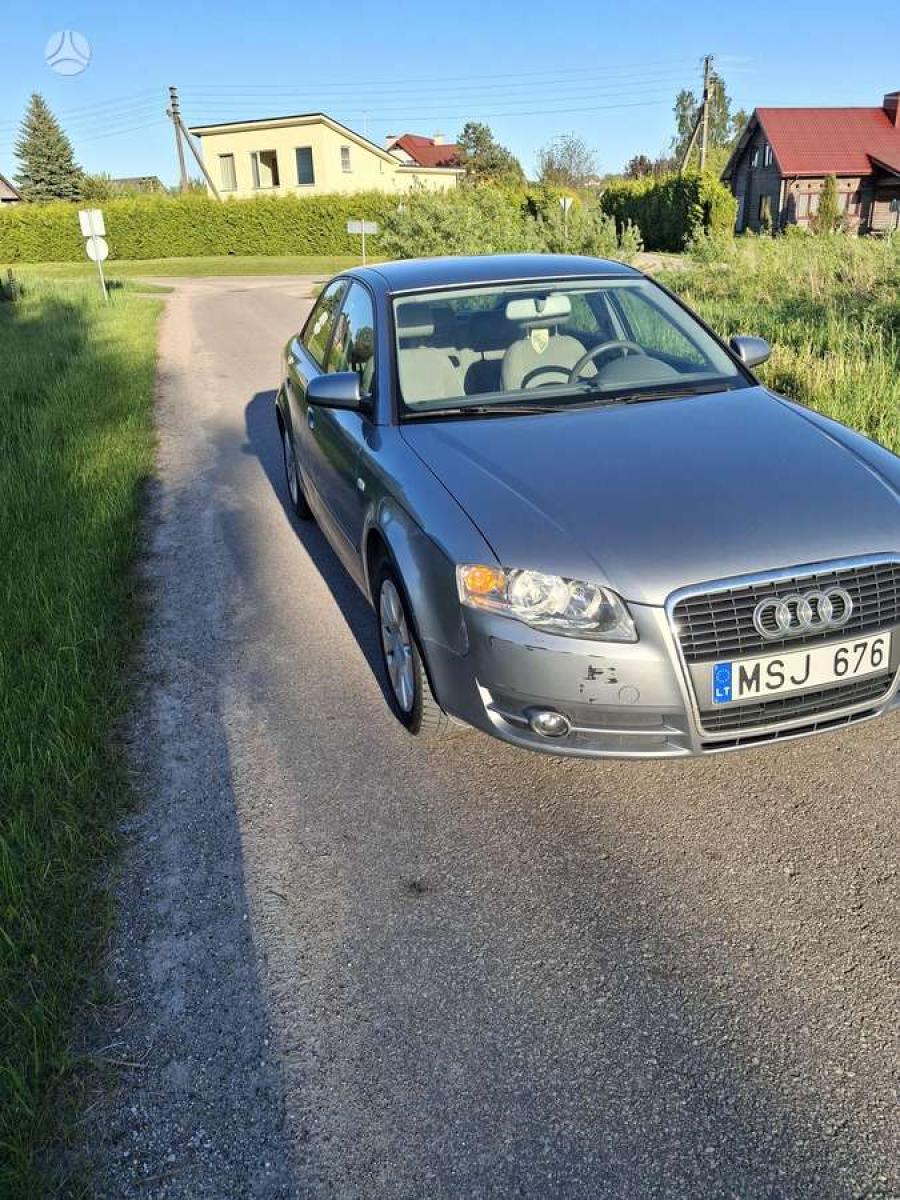 Pelēks Audi A4 2005 Kaišiadorys, ar dzinēja tilpumu 1.90 L un nobraukumu 233 tūkst. km par 1100 €, foto 4 vietnē AUTOMOTO.COM.LV