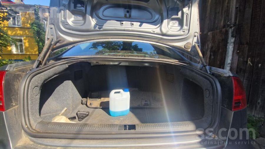 Pelēks Audi A4 2005 Rīga, ar dzinēja tilpumu 2.50 L un nobraukumu 0 tūkst. km par 790 €, foto 18 vietnē AUTOMOTO.COM.LV