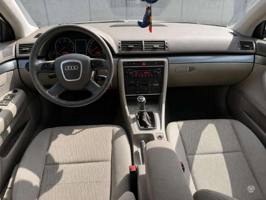 Grey Audi A4 2005 in Vilnius, with an engine capacity of 1.90 L and mileage of 324 thousand km for 2000 €, photo 10 on AUTOMOTO.COM.LV