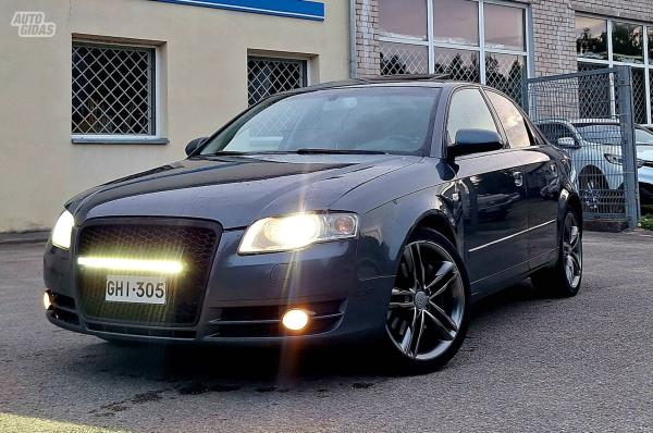 Audi A4 2005 in Radviliskis on AUTOMOTO.COM.LV Grey Audi A4 2005 in Radviliskis, with an engine capacity of 2.00 L and mileage of 331 thousand km for 3750 €, photo 3 on AUTOMOTO.COM.LV