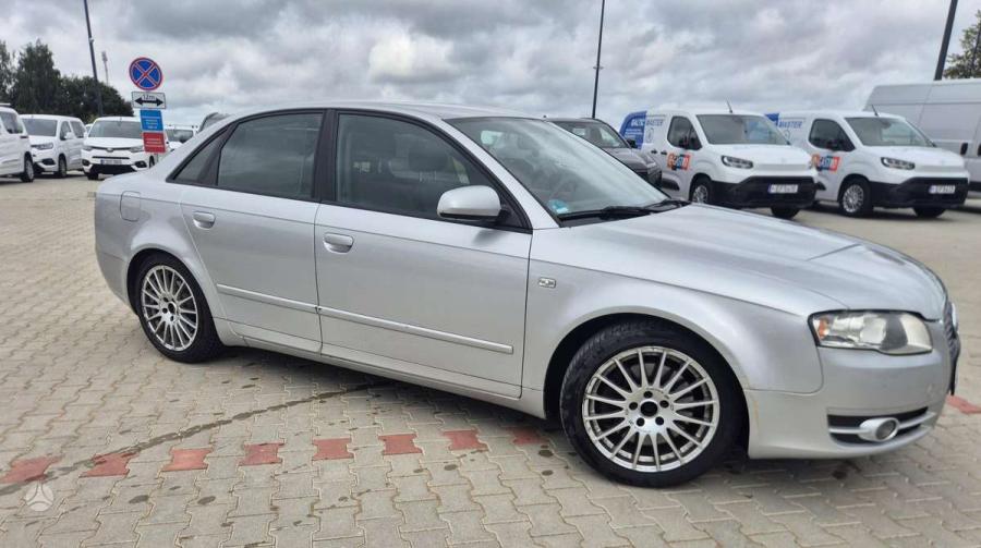 Pelēks Audi A4 2005 Kauņa, ar dzinēja tilpumu 1.98 L un nobraukumu 160 tūkst. km par 3500 €, foto 4 vietnē AUTOMOTO.COM.LV