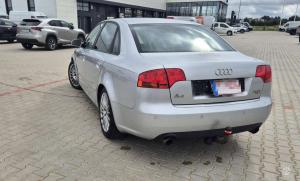Pelēks Audi A4 2005 Kauņa, ar dzinēja tilpumu 1.98 L un nobraukumu 160 tūkst. km par 3500 €, foto 7 vietnē AUTOMOTO.COM.LV
