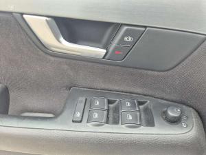 Pelēks Audi A4 2005 Kauņa, ar dzinēja tilpumu 1.98 L un nobraukumu 160 tūkst. km par 3500 €, foto 11 vietnē AUTOMOTO.COM.LV