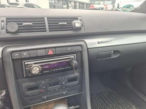 Pelēks Audi A4 2005 Kauņa, ar dzinēja tilpumu 1.98 L un nobraukumu 160 tūkst. km par 3500 €, foto 12 vietnē AUTOMOTO.COM.LV