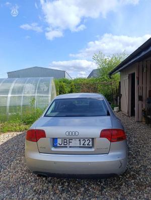 Grey Audi A4 2005 in Vilnius, with an engine capacity of 1.97 L and mileage of 283 thousand km for 1500 €, photo 6 on AUTOMOTO.COM.LV