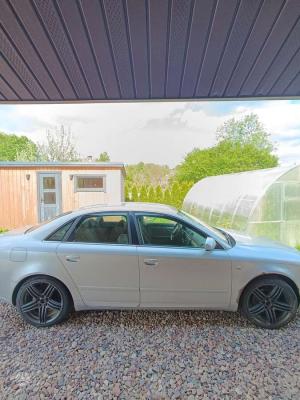 Grey Audi A4 2005 in Vilnius, with an engine capacity of 1.97 L and mileage of 283 thousand km for 1500 €, photo 8 on AUTOMOTO.COM.LV