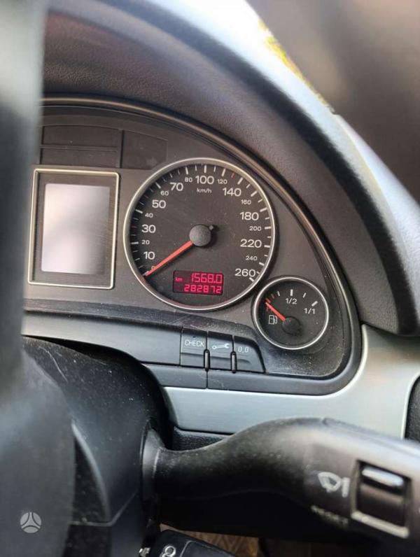 Ауди А4 2005 в Вильнюс на AUTOMOTO.COM.LV Серый Ауди А4 2005 в Вильнюс, объемом двигателя 1.97 л и пробегом 283 тыс. км за 1500 €, фото 10 на AUTOMOTO.COM.LV