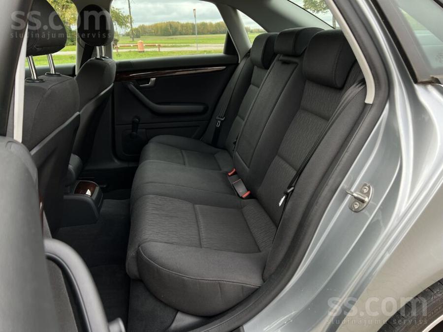 Pelēks Audi A4 2005 Cēsis, ar dzinēja tilpumu 2.00 L un nobraukumu 260 tūkst. km par 3100 €, foto 10 vietnē AUTOMOTO.COM.LV