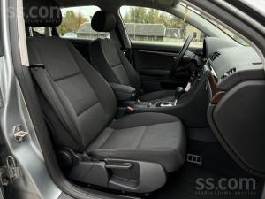 Pelēks Audi A4 2005 Cēsis, ar dzinēja tilpumu 2.00 L un nobraukumu 260 tūkst. km par 3100 €, foto 12 vietnē AUTOMOTO.COM.LV