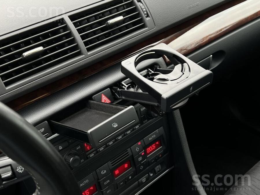 Pelēks Audi A4 2005 Cēsis, ar dzinēja tilpumu 2.00 L un nobraukumu 260 tūkst. km par 3100 €, foto 15 vietnē AUTOMOTO.COM.LV