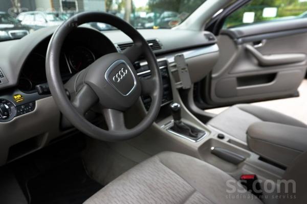 Grey Audi A4 2005 in Riga, with an engine capacity of 2.00 L and mileage of 289 thousand km for 3590 €, photo 9 on AUTOMOTO.COM.LV