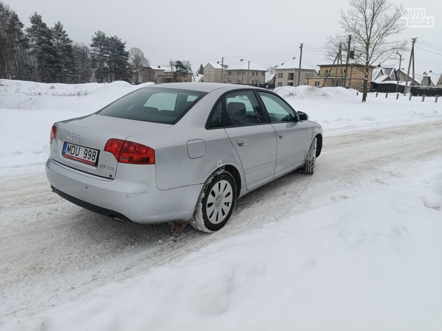 Pelēks Audi A4 2006 Radviliškis, ar dzinēja tilpumu 2.70 L un nobraukumu 307 tūkst. km par 1750 €, foto 3 vietnē AUTOMOTO.COM.LV