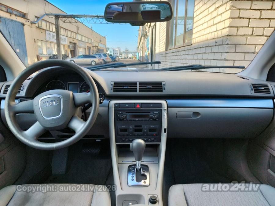 Grey Audi A4 2006 in Tallinn, with an engine capacity of 2.00 L and mileage of 232 thousand km for 1990 €, photo 4 on AUTOMOTO.COM.LV