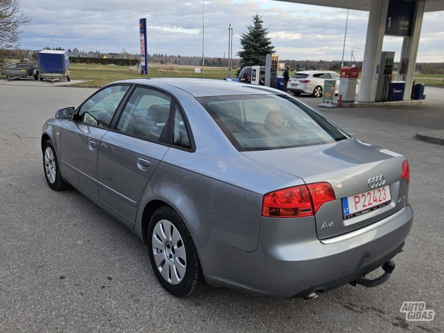 Grey Audi A4 2006 in Sirvintos, with an engine capacity of 2.00 L and mileage of 276 thousand km for 3250 €, photo 5 on AUTOMOTO.COM.LV