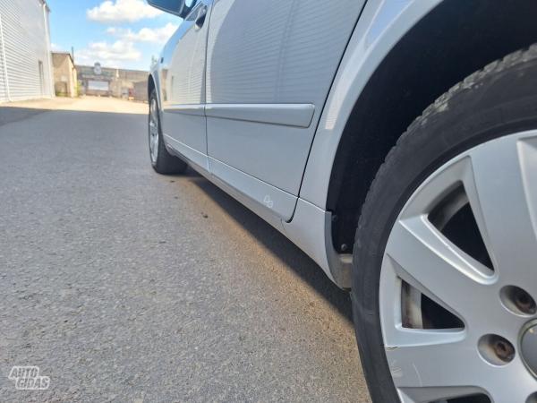 Grey Audi A4 2006 in Telschi, with an engine capacity of 2.00 L and mileage of 264 thousand km for 2300 €, photo 7 on AUTOMOTO.COM.LV