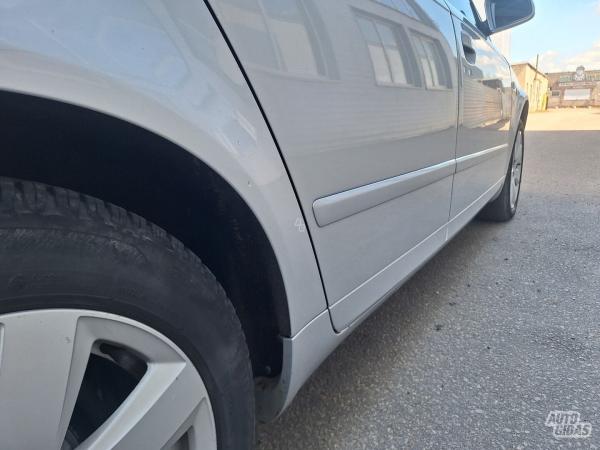 Grey Audi A4 2006 in Telschi, with an engine capacity of 2.00 L and mileage of 264 thousand km for 2300 €, photo 8 on AUTOMOTO.COM.LV