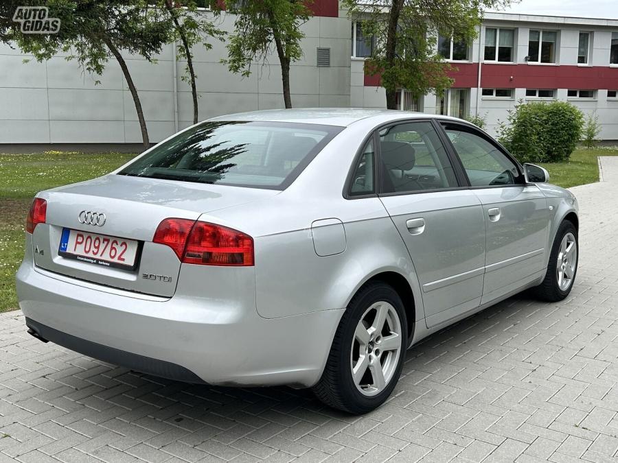 Grey Audi A4 2006 in Vilnius, with an engine capacity of 2.00 L and mileage of 265 thousand km for 2600 €, photo 4 on AUTOMOTO.COM.LV