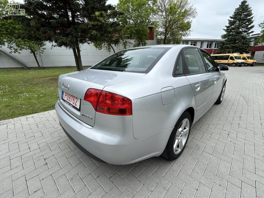 Grey Audi A4 2006 in Vilnius, with an engine capacity of 2.00 L and mileage of 265 thousand km for 2600 €, photo 8 on AUTOMOTO.COM.LV
