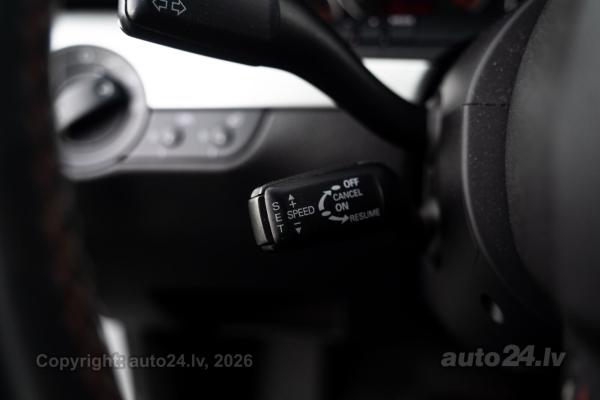 Grey Audi A4 2006 in Tallinn, with an engine capacity of 2.00 L and mileage of 276 thousand km for 2999 €, photo 9 on AUTOMOTO.COM.LV